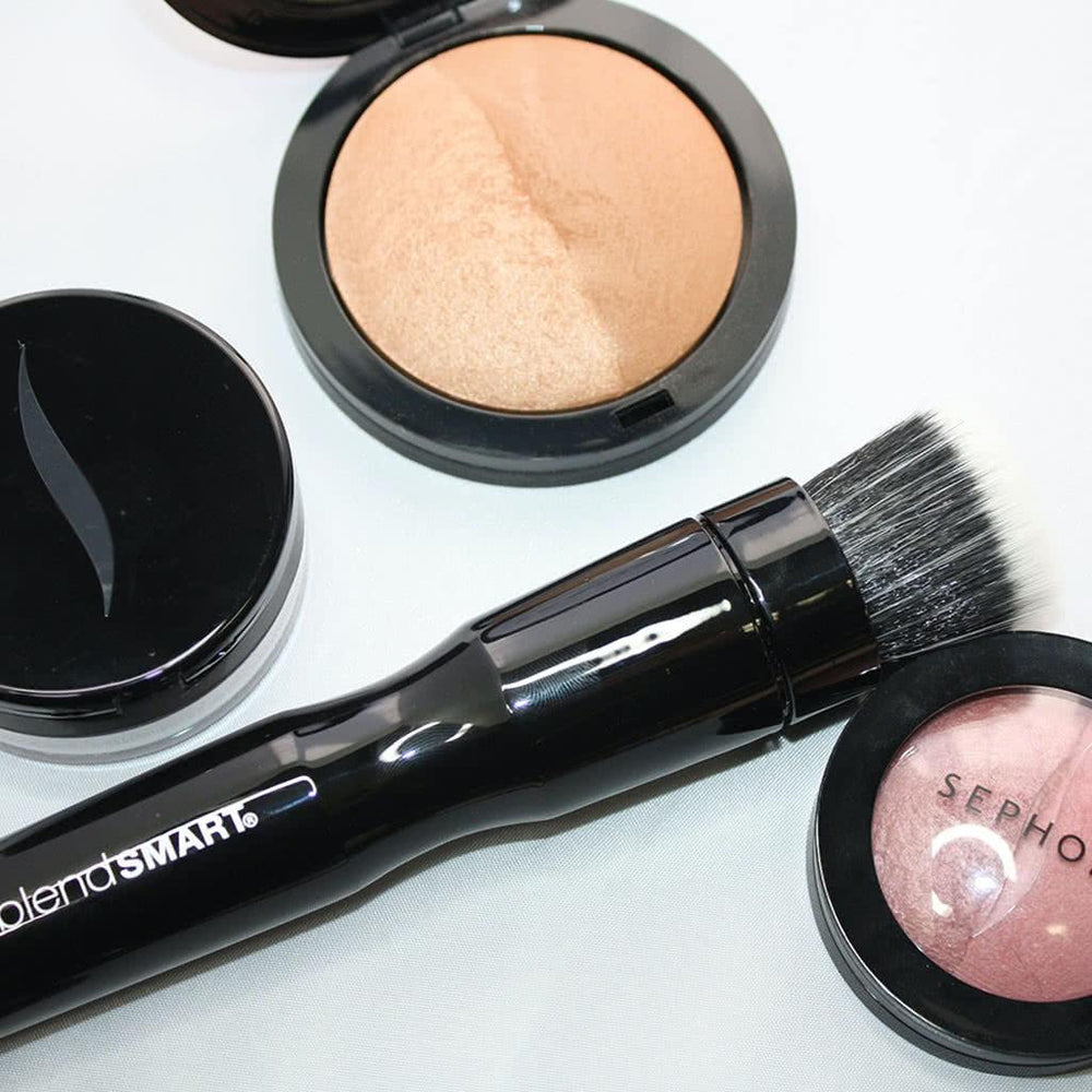 Rotating makeup brush | Foundation Starter Kit | blendSMART
